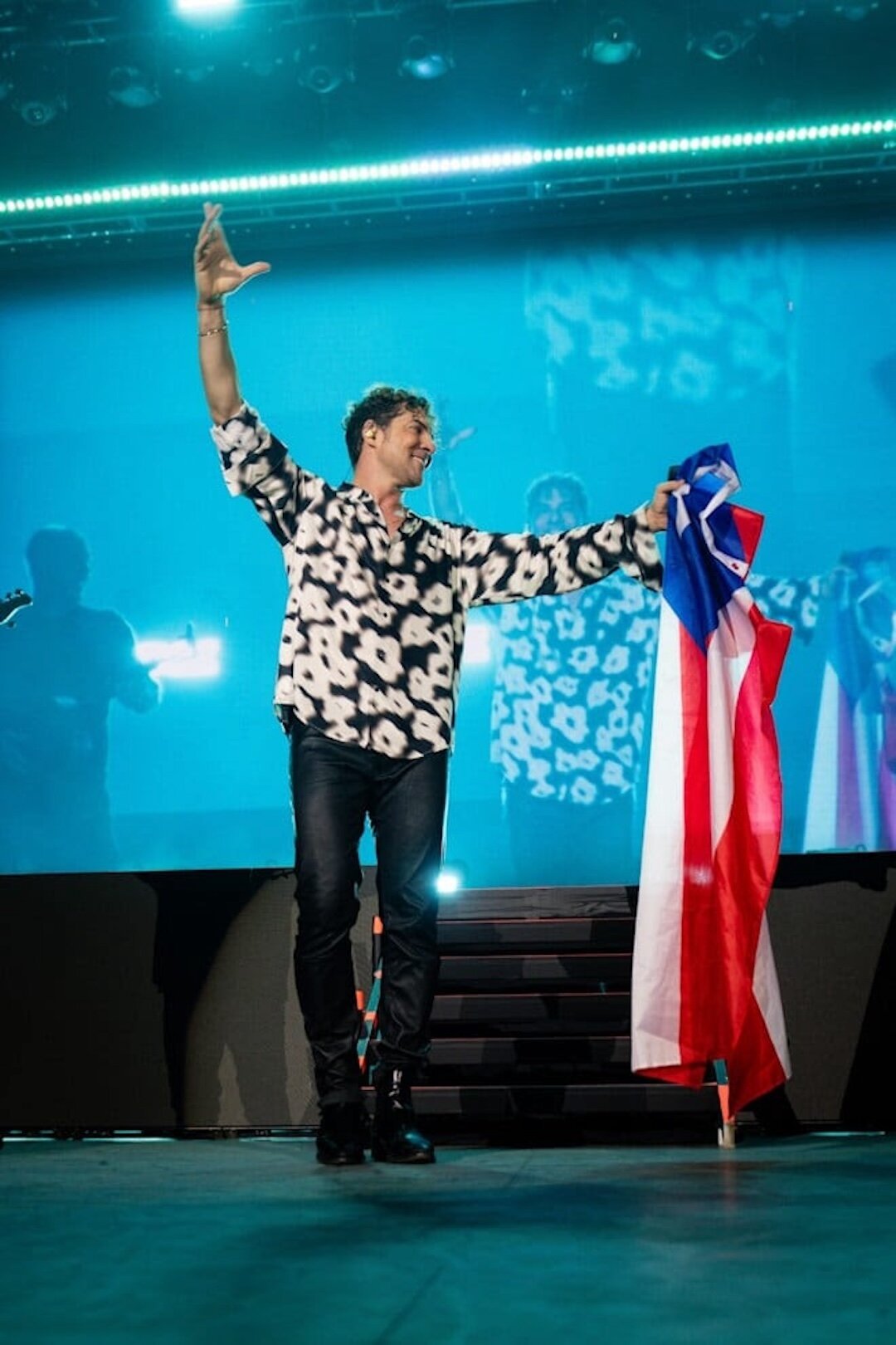 DAVID BISBAL CELEBRA SUS 20 AÑOS DE CARRERA CON UN SOLD OUT EN EL COCA ...